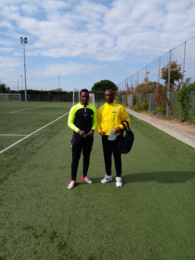 Photos : Insurance FC Coach, Odigie Groove With Utaka At Montpellier ...