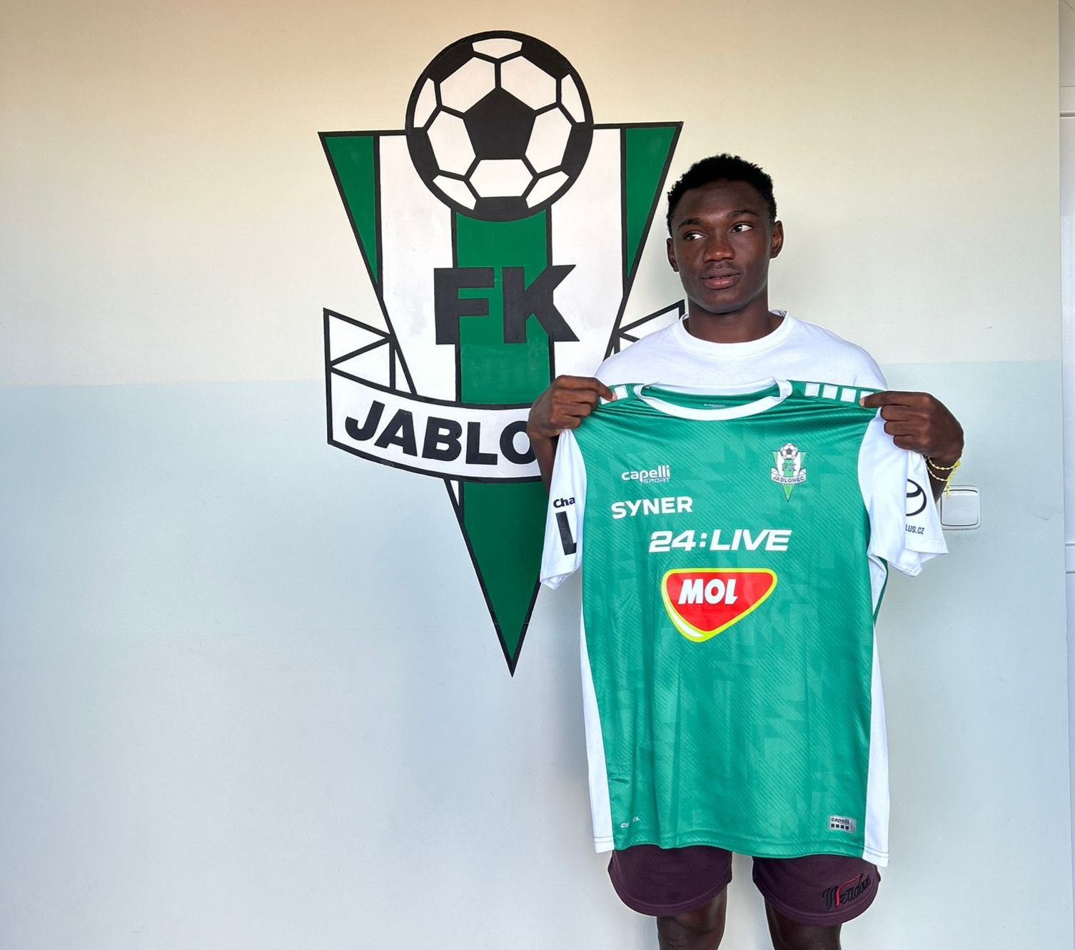 FC Jablonec unveils former Golden Eaglets player - TOTORI NEWS